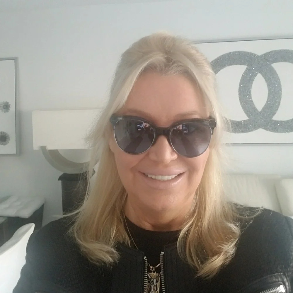 CHANEL | Accessories | Chanel Blue Gradient Lens Cat Eye Sunglasses ...